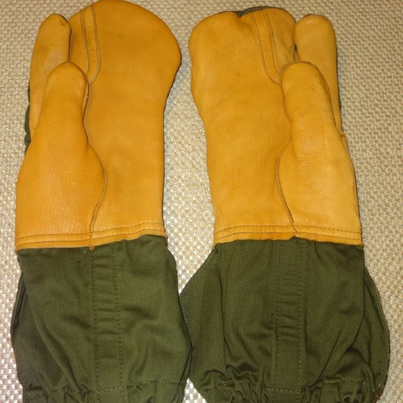 U.S. Army | Accessories | 8s Era Us Gi Cold Weather Trigger Finger ...